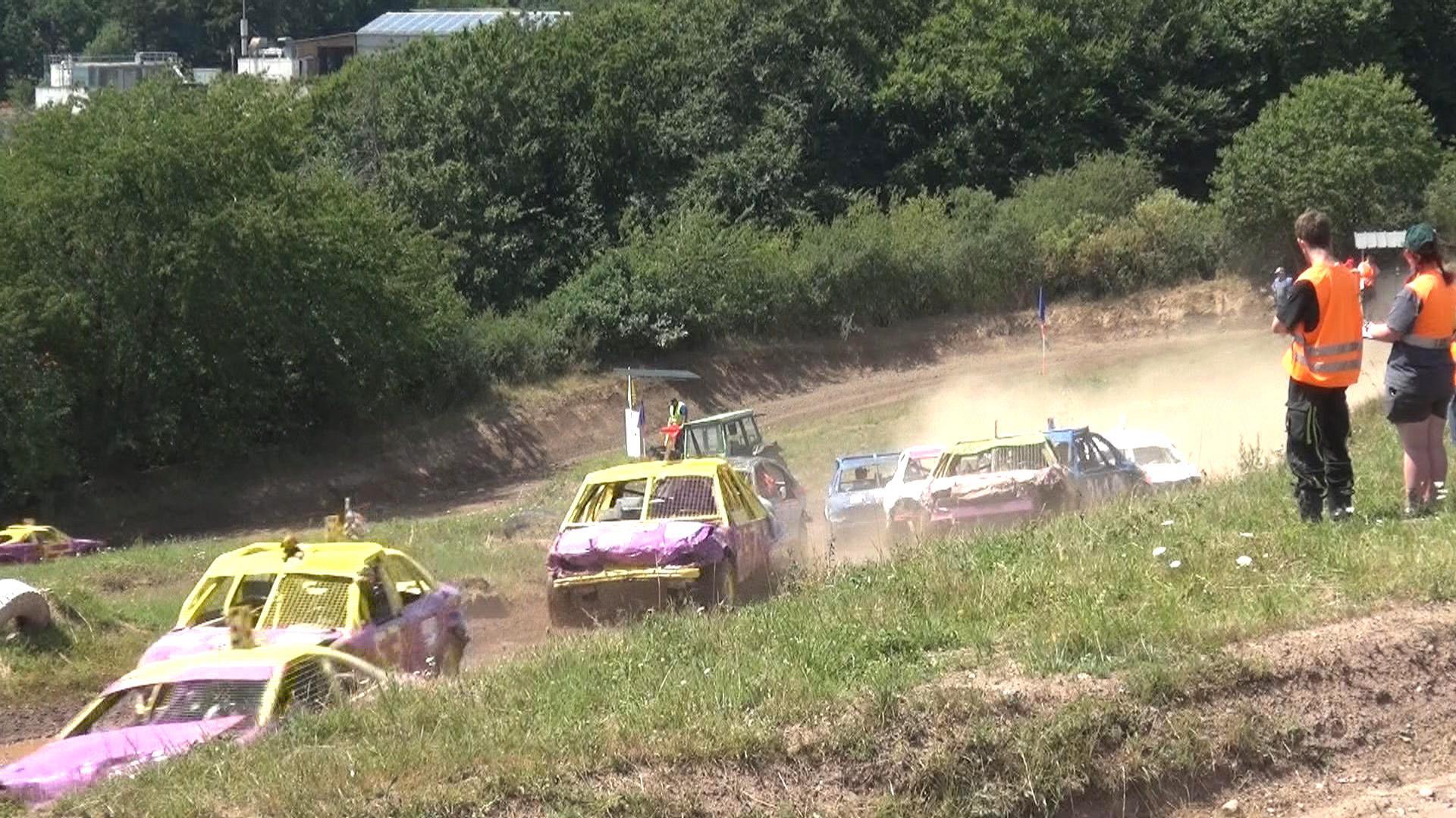 Iwwer Land a Leit: D'Stockcar Federatioun sicht nach Nowuespiloten