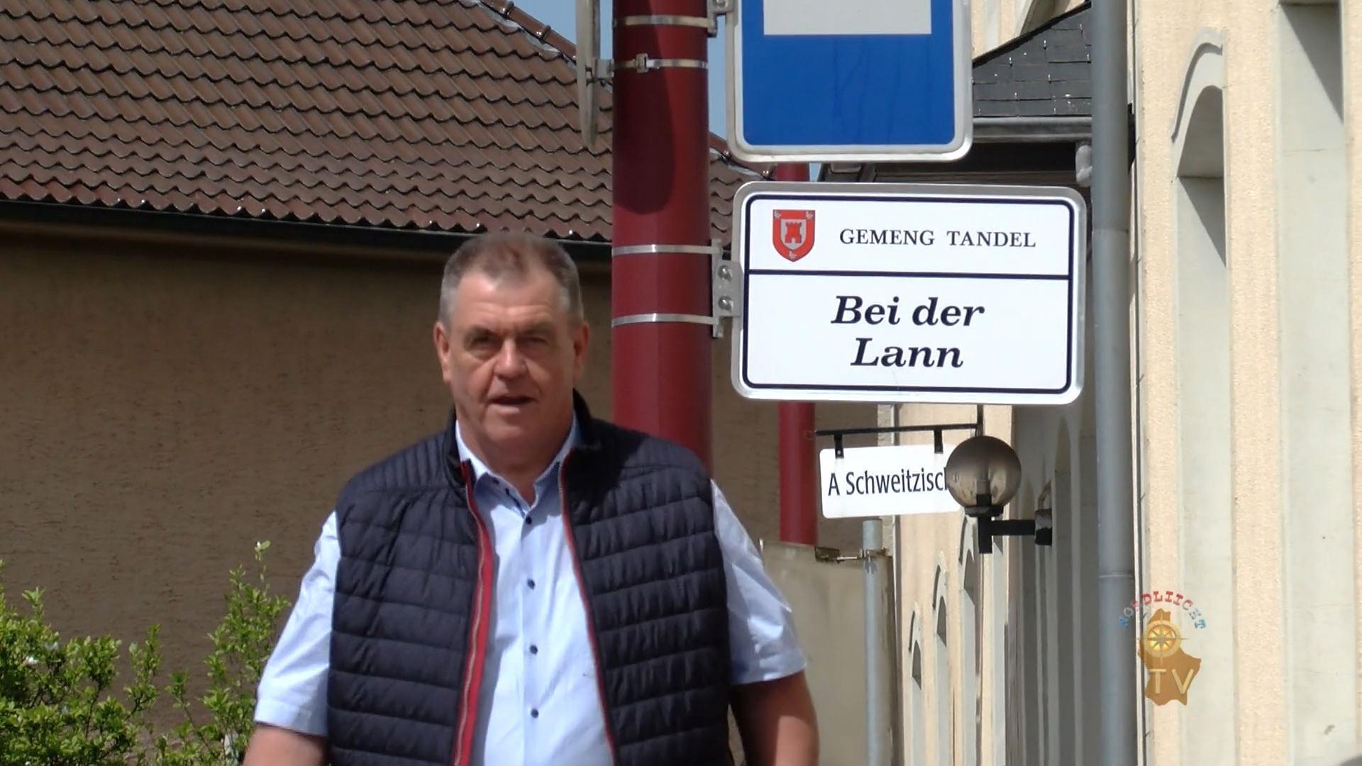 Den alen an neien Député-maire vun der Gemeng Tandel - Nordliicht 16 ...